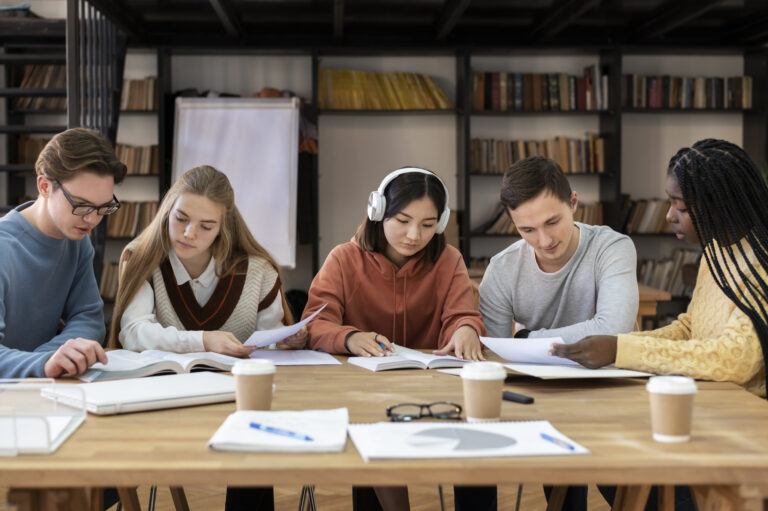 Road to College – Admission Consulting Services